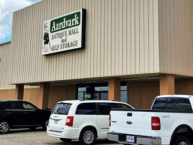 The unassuming exterior of Aardvark Antique Mall houses a universe of treasures waiting to be discovered by curious Nebraska explorers.