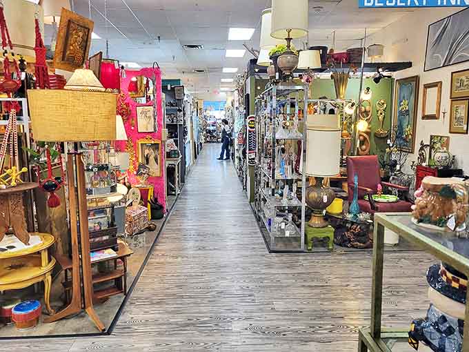 Treasure hunters, take note! These endless aisles of vintage wonders at Charleston Antique Mall promise discoveries that'll make your inner collector do a happy dance.
