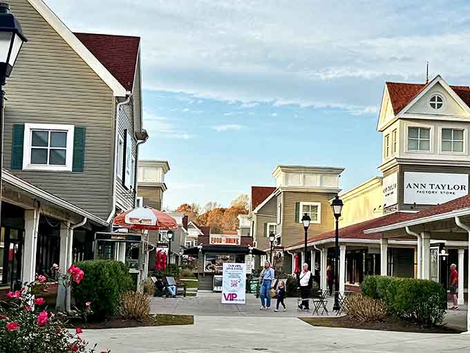 Lose yourself in the charm of Clinton. From Ann Taylor to cozy walkways, it&rsquo;s the perfect place for treasure hunting.