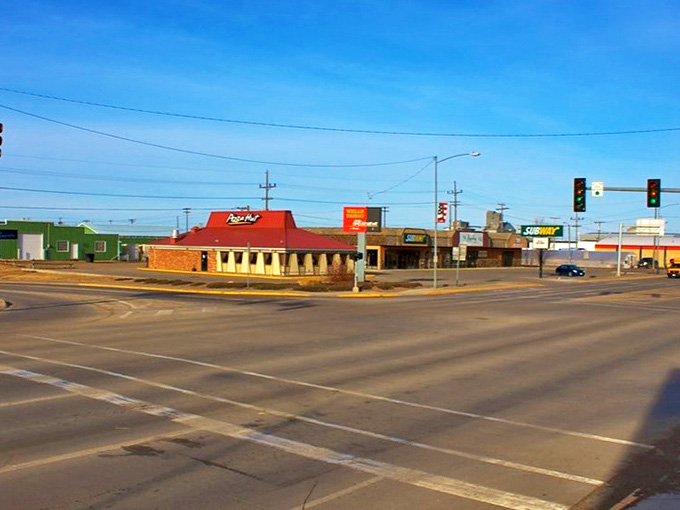 Wide open streets and big sky living—this is Glasgow, where your commute never involves honking or road rage therapy sessions.