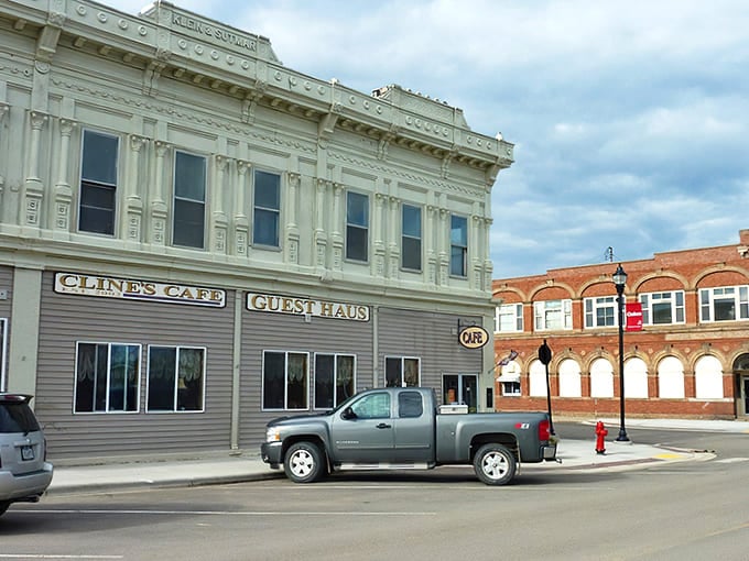 Cline's Cafe and Guest Haus stands as a testament to affordable dining where comfort food comes with a side of actual comfort.