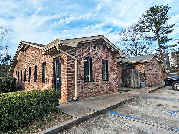 The unassuming brick exterior of Sheila C's Burger Barn proves once again that culinary treasures often hide in plain sight. No fancy frills needed when the burgers speak for themselves.