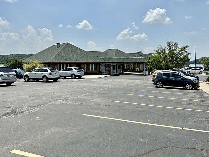 The unassuming exterior of Stoll's Lakeview Restaurant proves once again that culinary treasures often hide in plain sight.