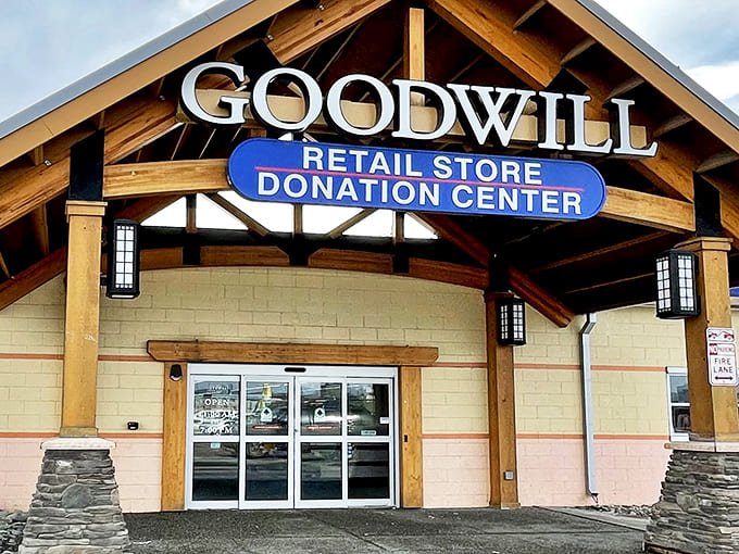 Where rustic lodge architecture meets discount shopping paradise. The stone pillars say "mountain retreat," but the prices whisper "jackpot!"