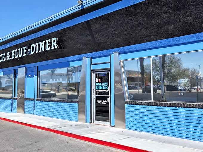 Morning sunshine highlights the diner's bold blue brick fa&ccedil;ade &ndash; Las Vegas's answer to "feeling blue" is serving up golden hash browns inside.