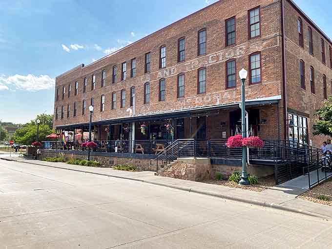 The historic brick building housing Bread & Circus stands proudly in downtown Sioux Falls, a sandwich sanctuary waiting to transform your lunch expectations.