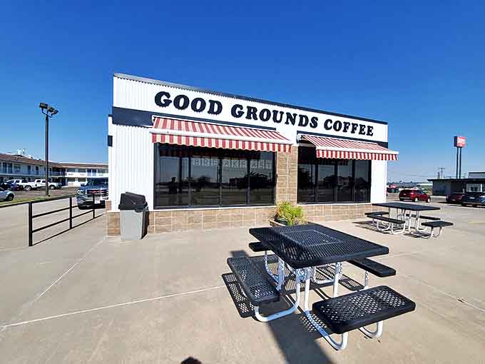 Good Grounds Coffee's second location offers ample outdoor seating &ndash; because coffee tastes better with a side of prairie sunshine.