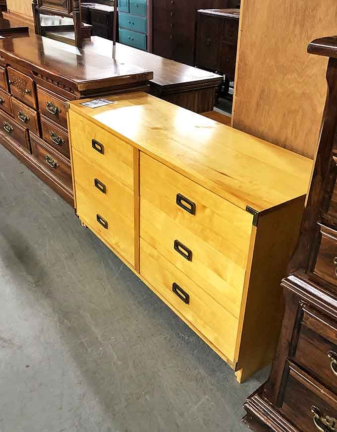 Dresser diversity on display! That honey-colored piece in the middle is practically winking at you, saying "I'd look perfect in your guest room."