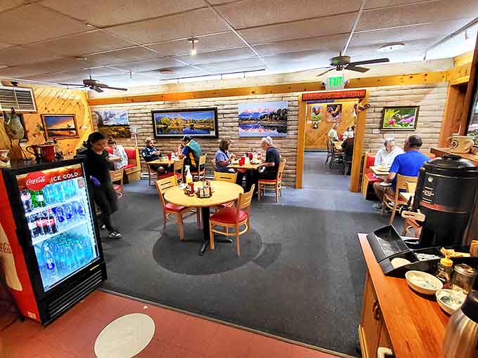Where locals and visitors break bread together under the watchful gaze of Teton landscapes&mdash;the breakfast club everyone wants to join.