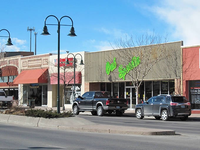 Riverton's downtown streetscape features well-maintained facades and ample parking &ndash; the small-town luxury coastal dwellers can only dream about.
