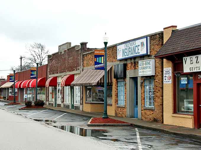 West Memphis' historic storefronts reflect the city's rich past while offering modern-day affordability for residents.