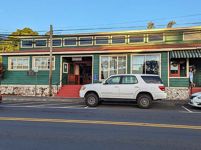 Casanova's classic green facade has welcomed hungry visitors for decades, promising authentic Italian flavors with a touch of aloha spirit.