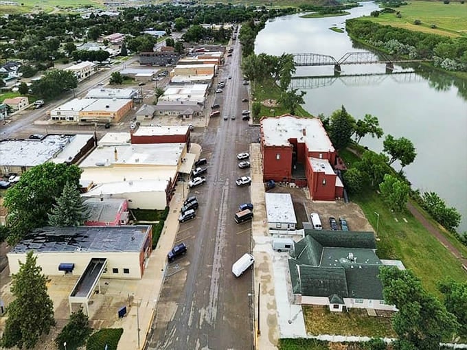 The mighty Missouri curves through town like a liquid highway, connecting Fort Benton to its steamboat past.