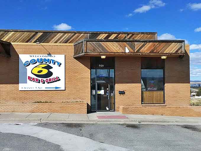 County 6 Bar & Grill promises hearty portions and zero pretension—exactly what you want after a day exploring the Wyoming wilderness.