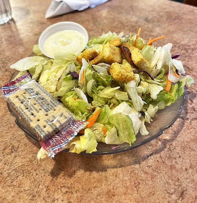 Even their salad comes with crackers and a side of Midwestern practicality. Proof that healthy eating doesn't have to be a punishment.