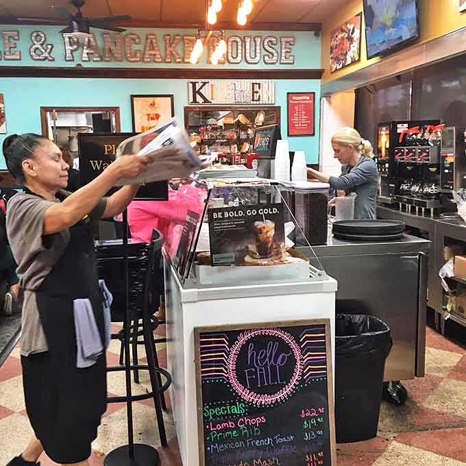 Behind-the-scenes breakfast choreography. Like watching a well-rehearsed dance where the finale is always delicious.