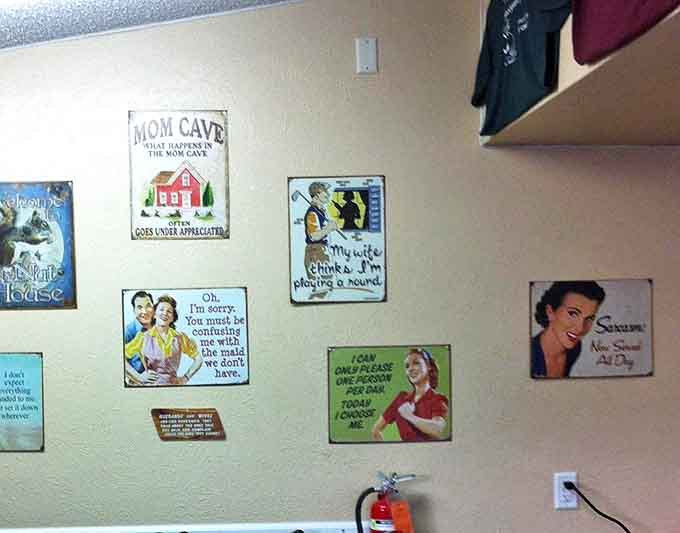 Wall art with a sense of humor says you're in for more than a meal&mdash;you're getting a side of Montana personality with every bite.