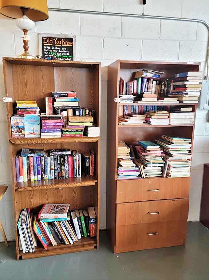 Bookworm bonanza! These shelves hold everything from beach reads to classics, proving that good stories, like good furniture, deserve a second life.