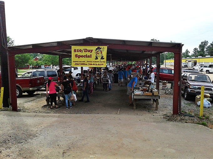 Under the shelter of this open-air pavilion, the true flea market experience thrives. Haggling is not just allowed&mdash;it's expected.