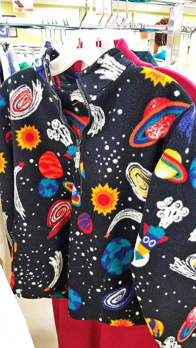 Cosmic fashion statement! This space-themed fleece would make Neil deGrasse Tyson jealous while keeping you toasty during Maine's chilly evenings.