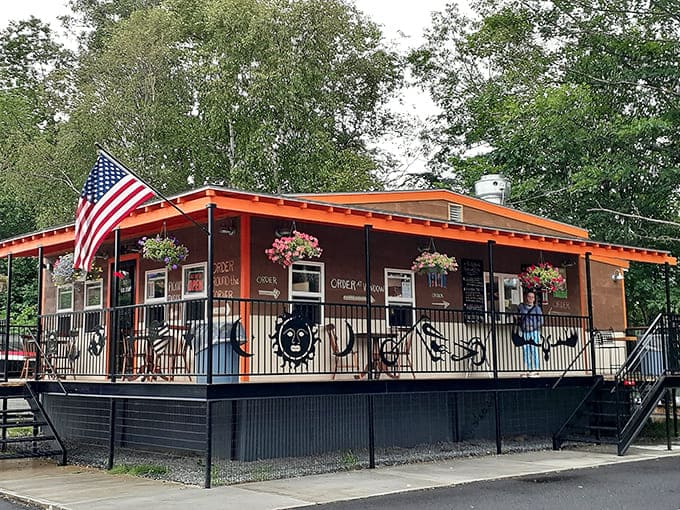 The Kickstand Caf&eacute; offers porch-side dining with hanging flower baskets &ndash; where summer conversations flow as freely as the iced tea.
