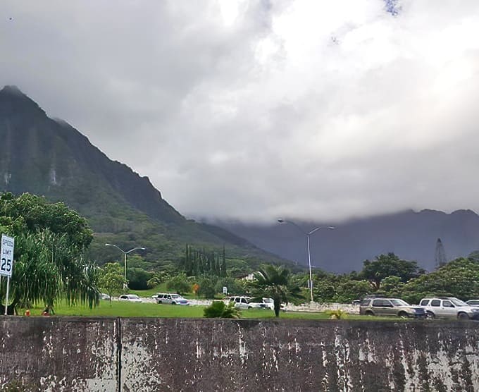 Even parking lots offer postcard-worthy views when the Ko'olau Mountains decide to show off their misty, mysterious profiles.