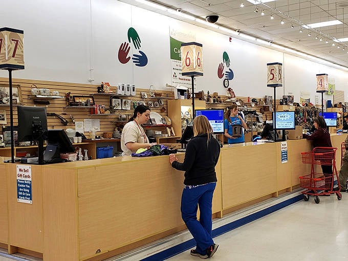 Efficient checkout stations await your treasures, where friendly staff members have seen it all &ndash; from designer steals to quirky collectibles.