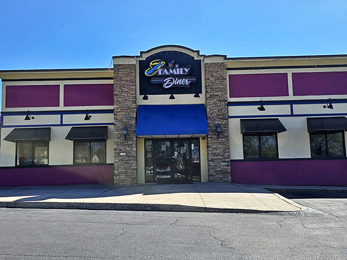The Family Diner's welcoming facade promises comfort food that makes chain restaurants seem like distant, inferior relatives you only visit out of obligation.