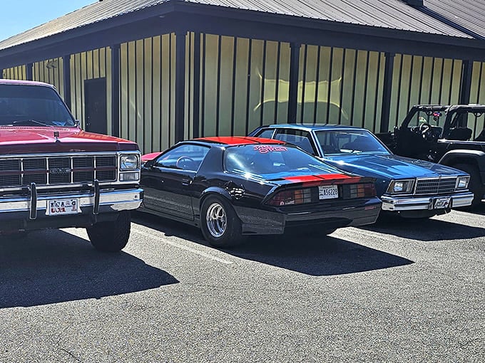 The parking lot tells its own story&mdash;a mix of work trucks and luxury cars, all drawn by the same culinary magnet.