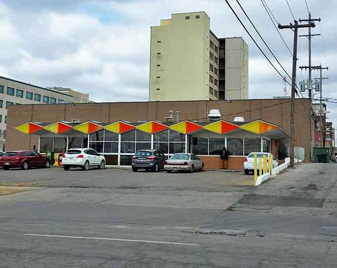 A full parking lot is the universal sign language for "the food inside is worth waiting for."