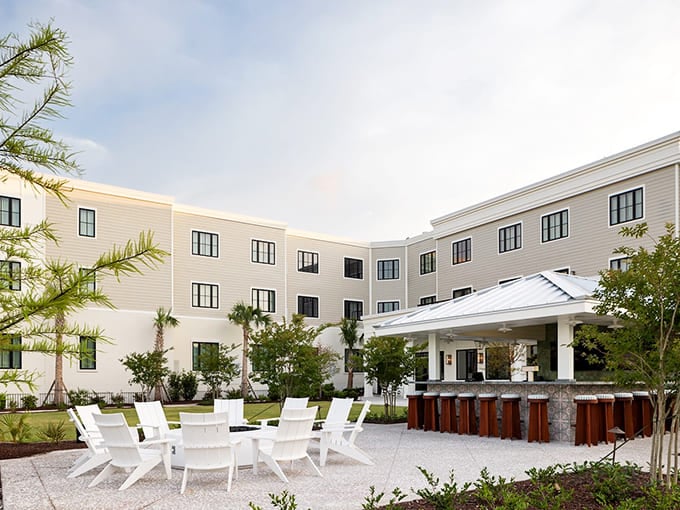 Georgetown's modern accommodations offer Lowcountry luxury without pretension&mdash;the perfect base camp for your small-town adventure.