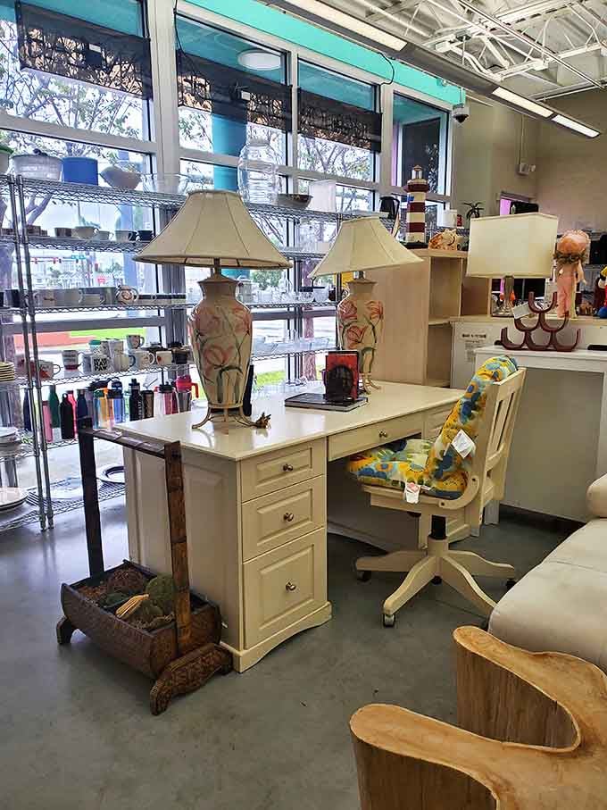 Home office goals! This pristine desk setup proves secondhand doesn't mean second-rate&mdash;just imagine the Great American Novel you could write here.