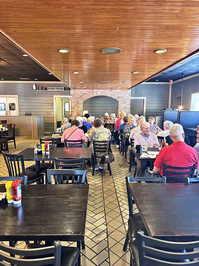The dining room buzzes with the energy of satisfied customers&mdash;a symphony of conversation punctuated by the occasional "mmm" of appreciation.