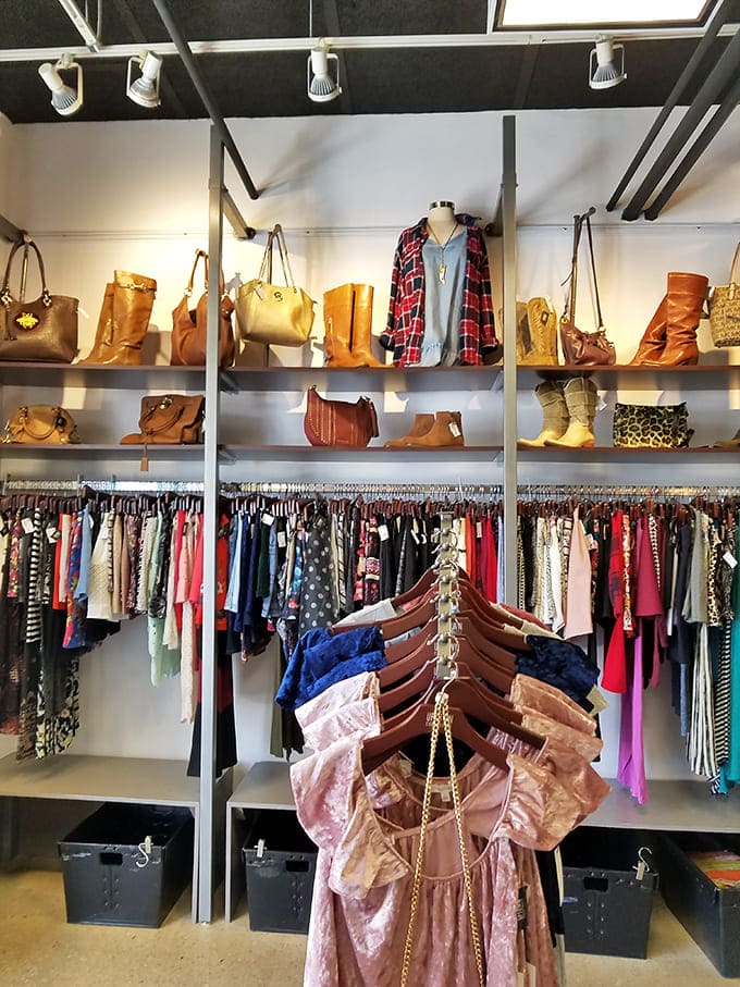 Fashion vignettes worthy of a magazine spread. The thoughtful styling of these displays proves secondhand doesn't mean second-rate in presentation.