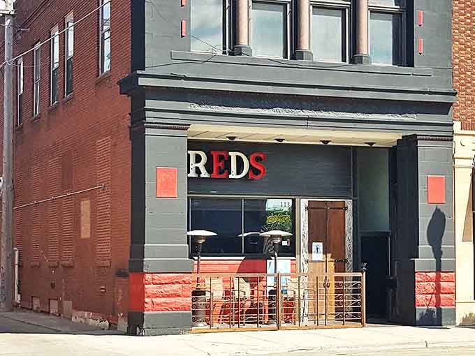 REDS offers a splash of urban sophistication in this prairie town. The kind of place where locals gather to celebrate special occasions without driving to Fargo.