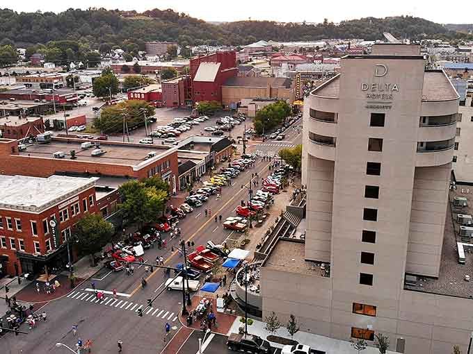 From above, Ashland reveals its perfect proportions&mdash;a downtown grid surrounded by rolling hills, with the mighty Ohio River serving as nature's boundary line.