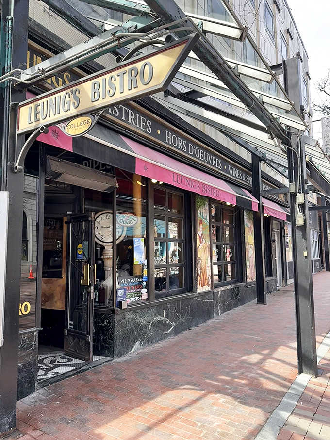 The entrance to Leunig's isn't just a doorway&mdash;it's a portal between Vermont and France, no passport required.