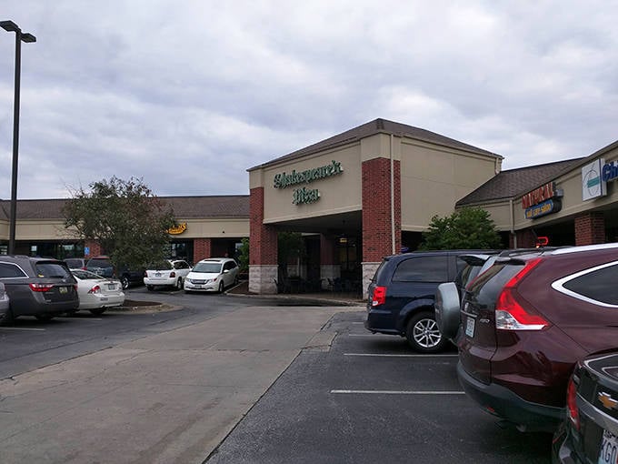 Even on cloudy days, Shakespeare's storefront promises sunshine in pizza form—a Columbia landmark that's worth every parking lot navigation.