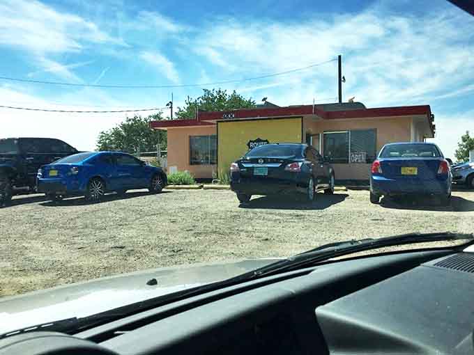 A packed parking lot is the universal sign language for "the food inside is worth whatever wait you might encounter."