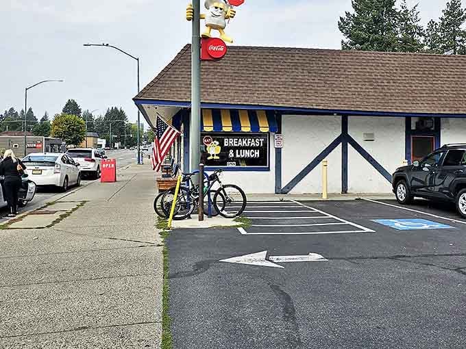 The modest exterior belies the extraordinary experiences inside—where breakfast dreams and parking spots are always waiting.