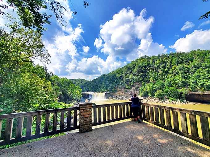 The observation deck that launched a thousand "I should move here" daydreams. Cumberland Falls puts on a show that never gets old.