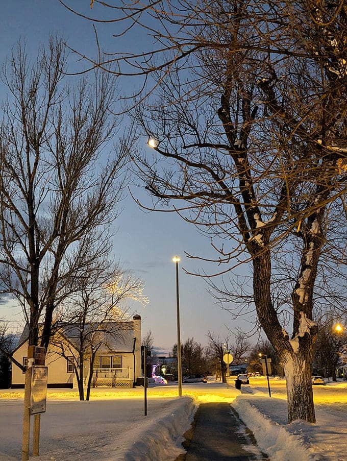 Winter in Hardin transforms streets into peaceful snowscapes, where affordable utilities mean you can stay cozy without freezing your budget.