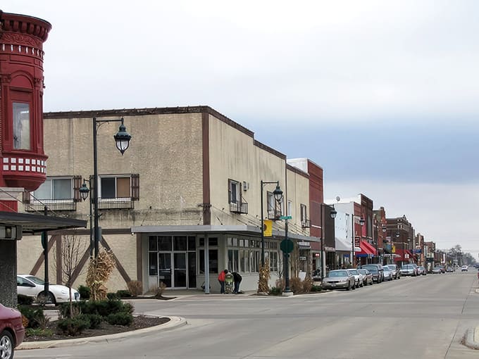Main Street charm meets Midwest practicality in downtown Oelwein, where neighbors still wave from storefronts.
