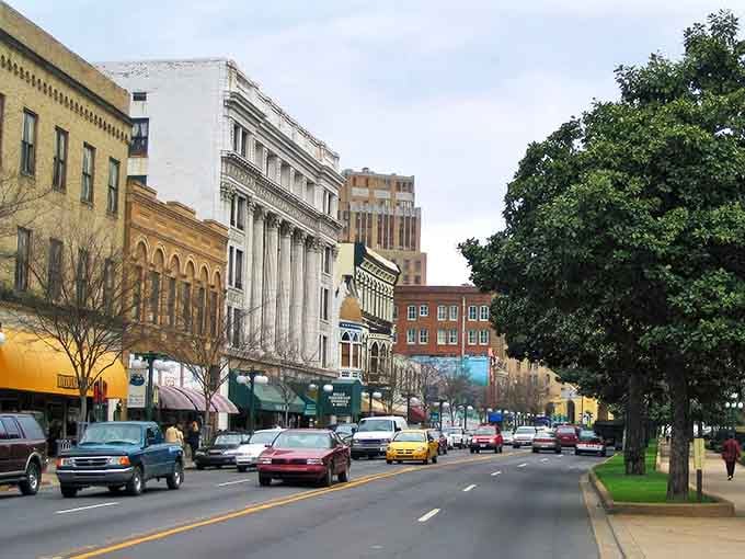 Charming storefronts and classic buildings give Hot Springs its timeless appeal. The kind of Main Street that Norman Rockwell would have loved.