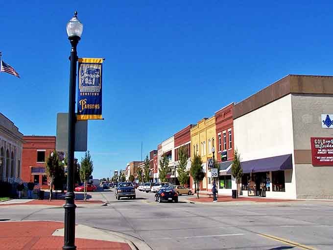 Parsons' colorful downtown looks like a movie set for "Small Town America" &ndash; complete with charming storefronts and not a traffic jam in sight.