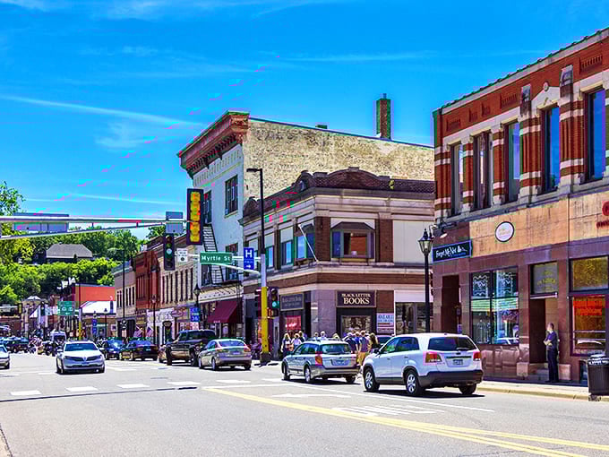 Stillwater's Main Street looks like it was designed for romantic strolls. The kind of place where holding hands just happens naturally.