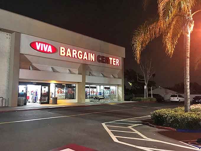 As dusk falls, Viva Bargain transforms into a nocturnal wonderland for night owls hunting deals after dark.