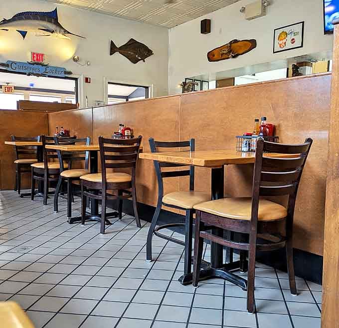 Simple booths, mounted fish, and zero pretension &ndash; the universal language of "we're serious about our seafood."