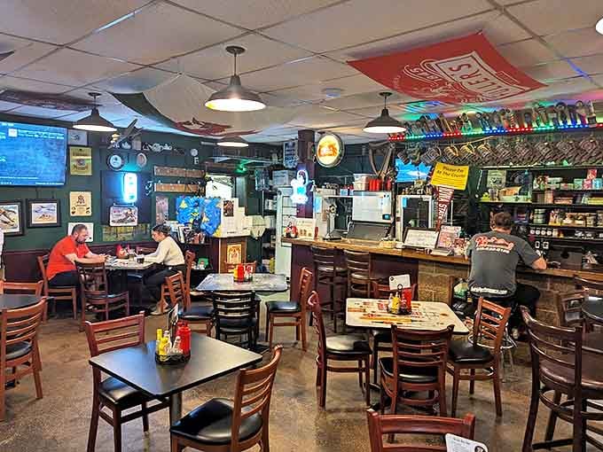 Step inside and you've crossed the Atlantic without the jet lag. The warm wood, British memorabilia, and that unmistakable pub buzz create an atmosphere that's both lively and somehow deeply comforting.