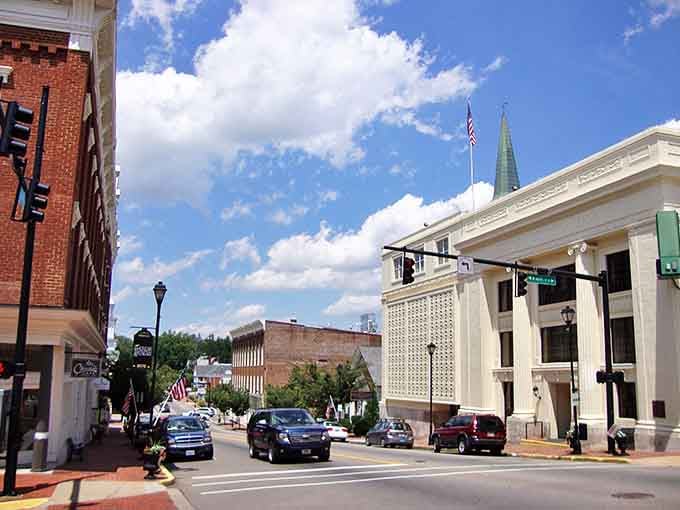 Greeneville's historic downtown square looks like it was plucked straight from a 1950s movie set. Pure Americana at its finest!